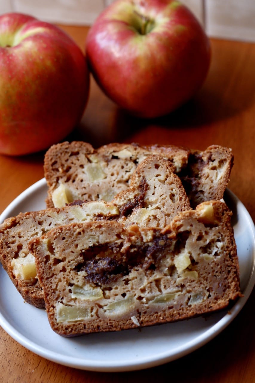 Healthy Cinnamon Apple Bread - Food By The Gram