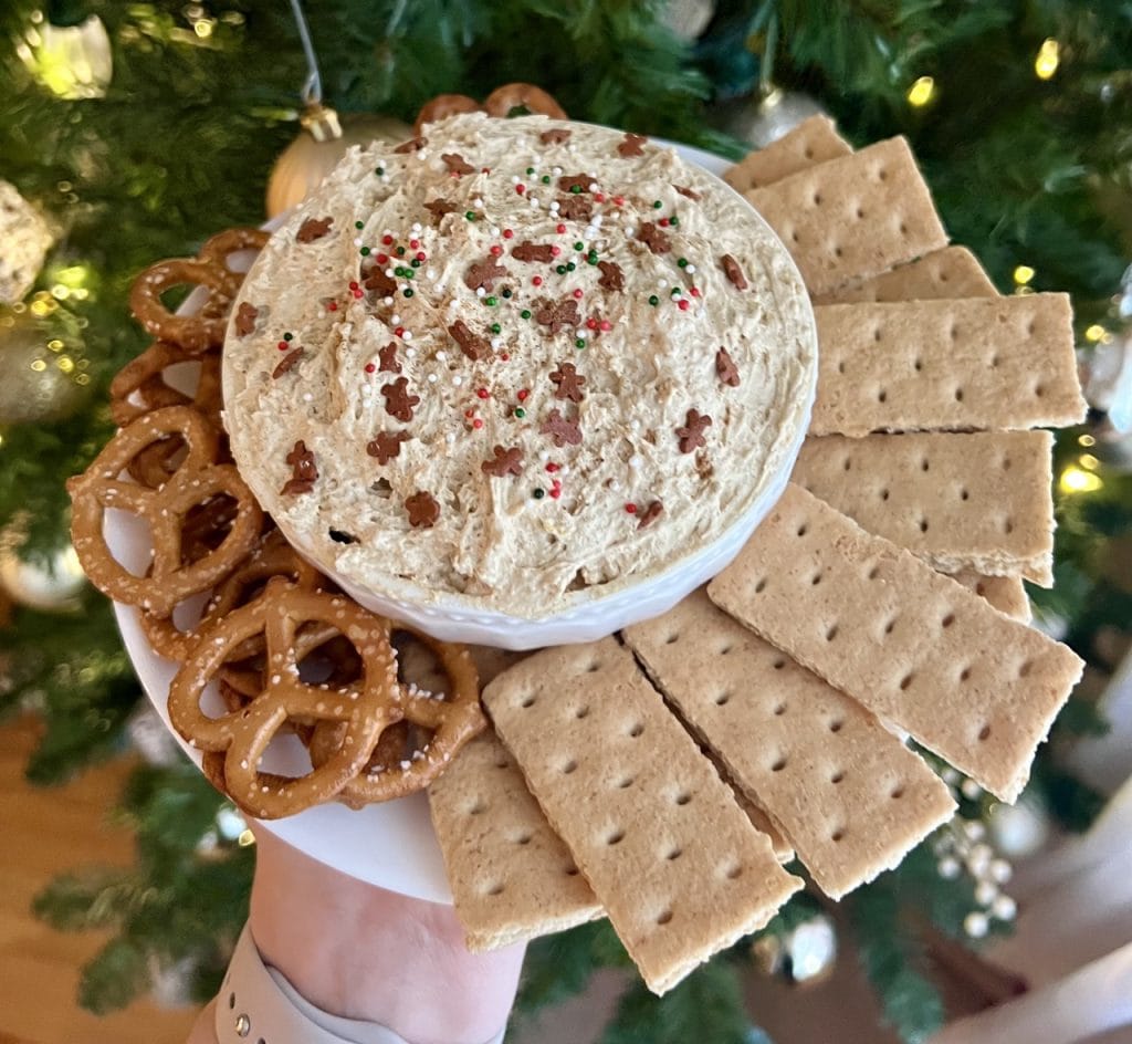 Gingerbread Fluff Dip - Food By The Gram